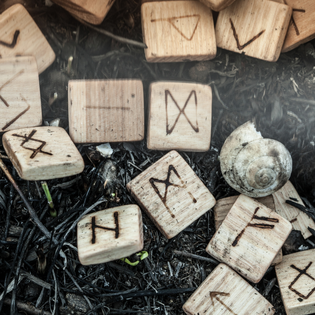 Was sind Runen? Ein Überblick über die alte Schrift und ihre Bedeutung ...